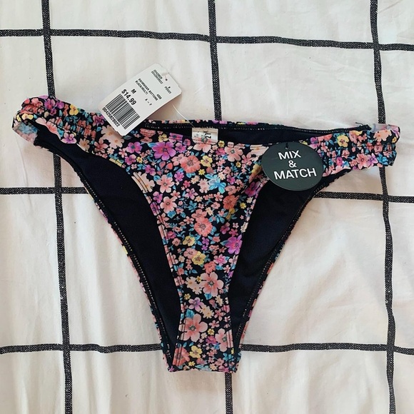 Forever 21 | Swim | Nwt Black Floral Bikini Swim High Rise Bottoms With ...